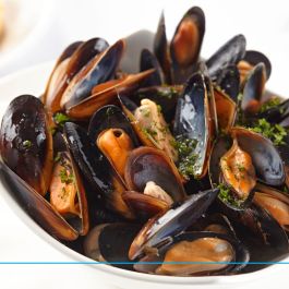 Seahawk Cooked Whole Shell Mussels (50/80) (Vac Pac)